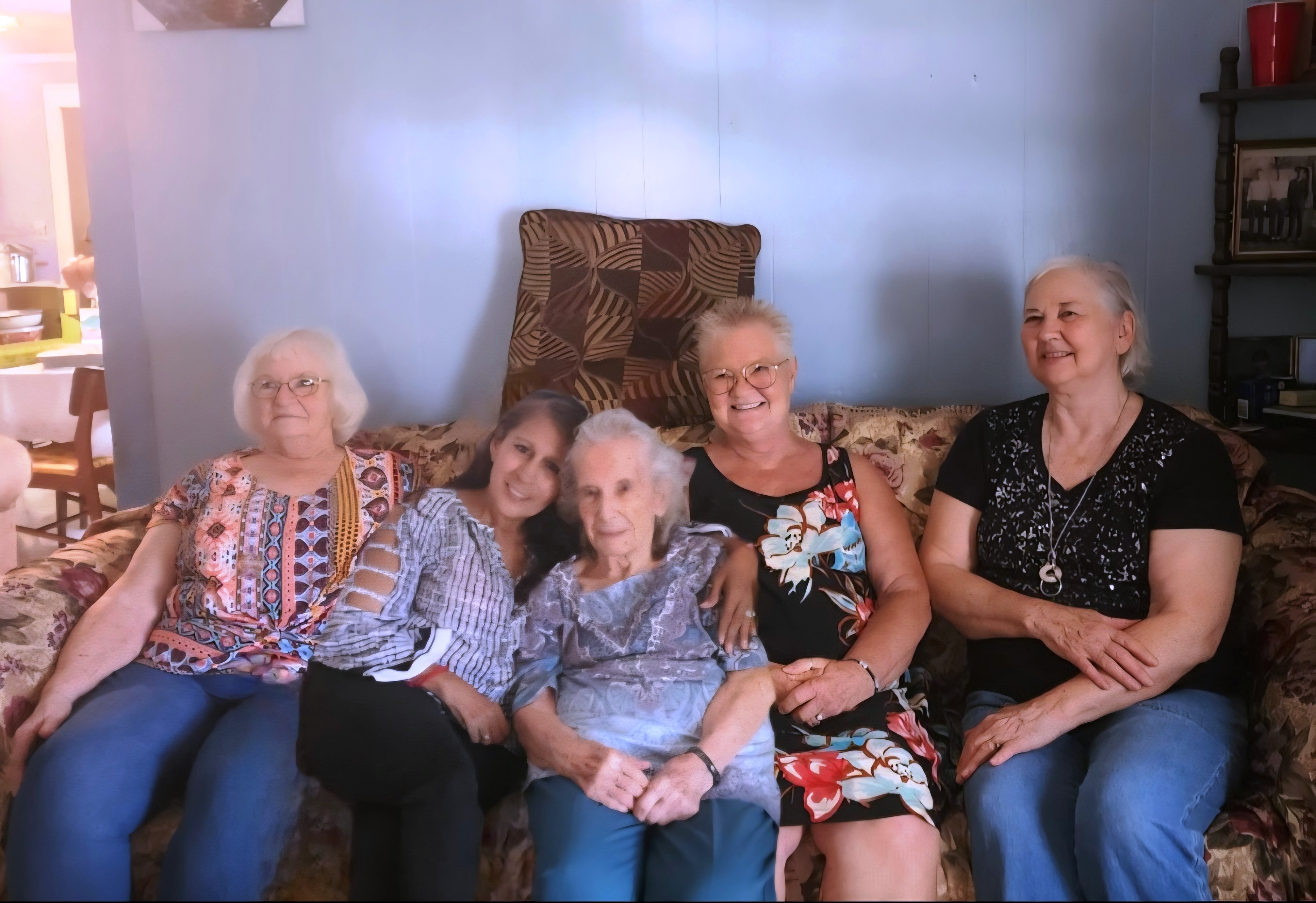 Flossie Mae Mongold Jones: Mar 5, 1930 - Jun 28, 2025