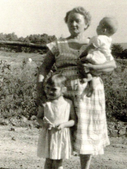 Easter Lynn Keith: Apr 5, 1953 - Sep 17, 2025