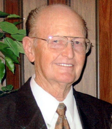 Clyde Thomas: Aug 26, 1927 - Jul 24, 2013