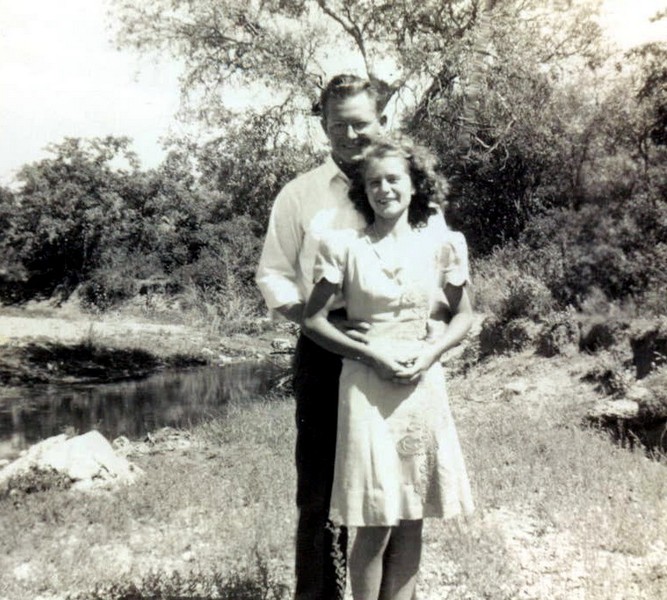 Clyde Thomas: Aug 26, 1927 - Jul 24, 2013