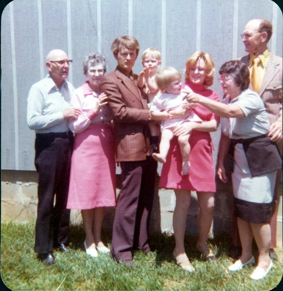 Clyde Thomas: Aug 26, 1927 - Jul 24, 2013